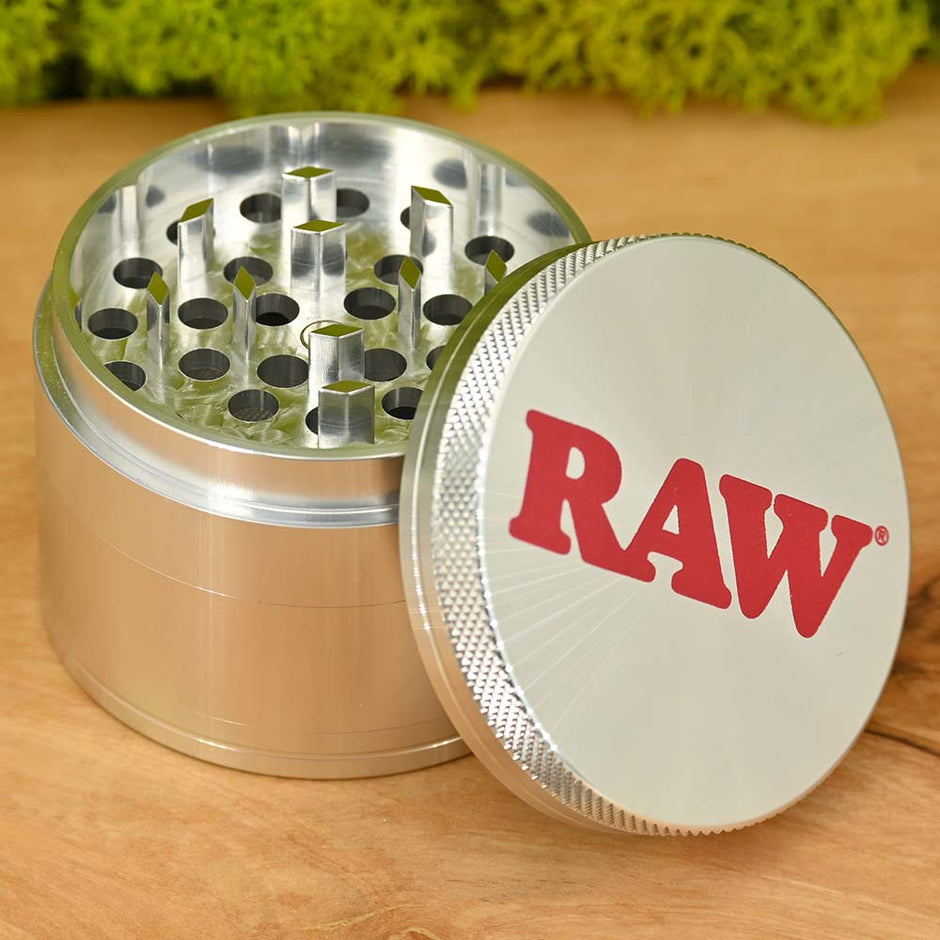 Grinder & Crusher günstig kaufen - In 1-2 Tagen bei dir – Johnnys Headshop